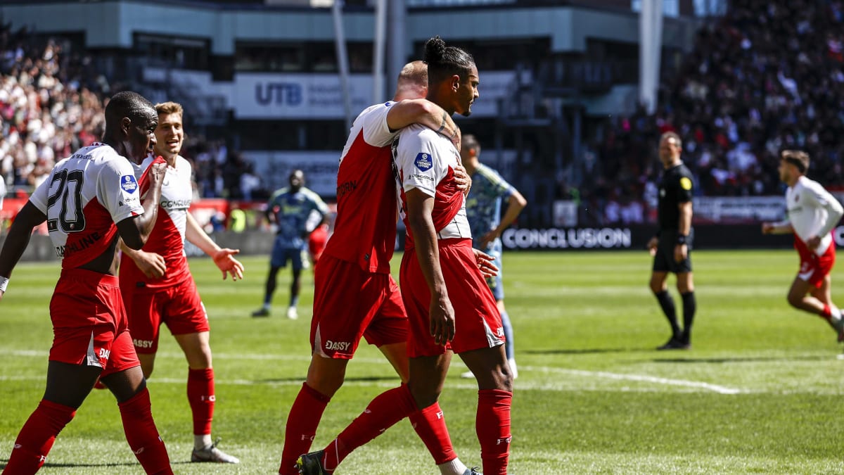 Utrecht vs Ajax: A Look at the Historic Rivalry – AssamTouch समाचार